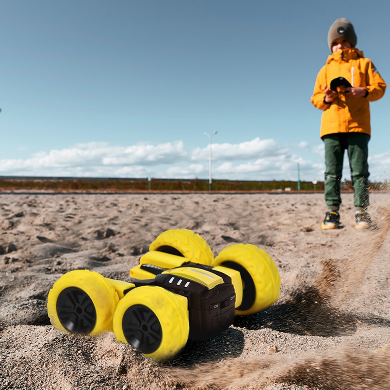 Voiture radiocommandée cascadeuse Twisting Speedy - Mode tornade 360° - Best Of Toys